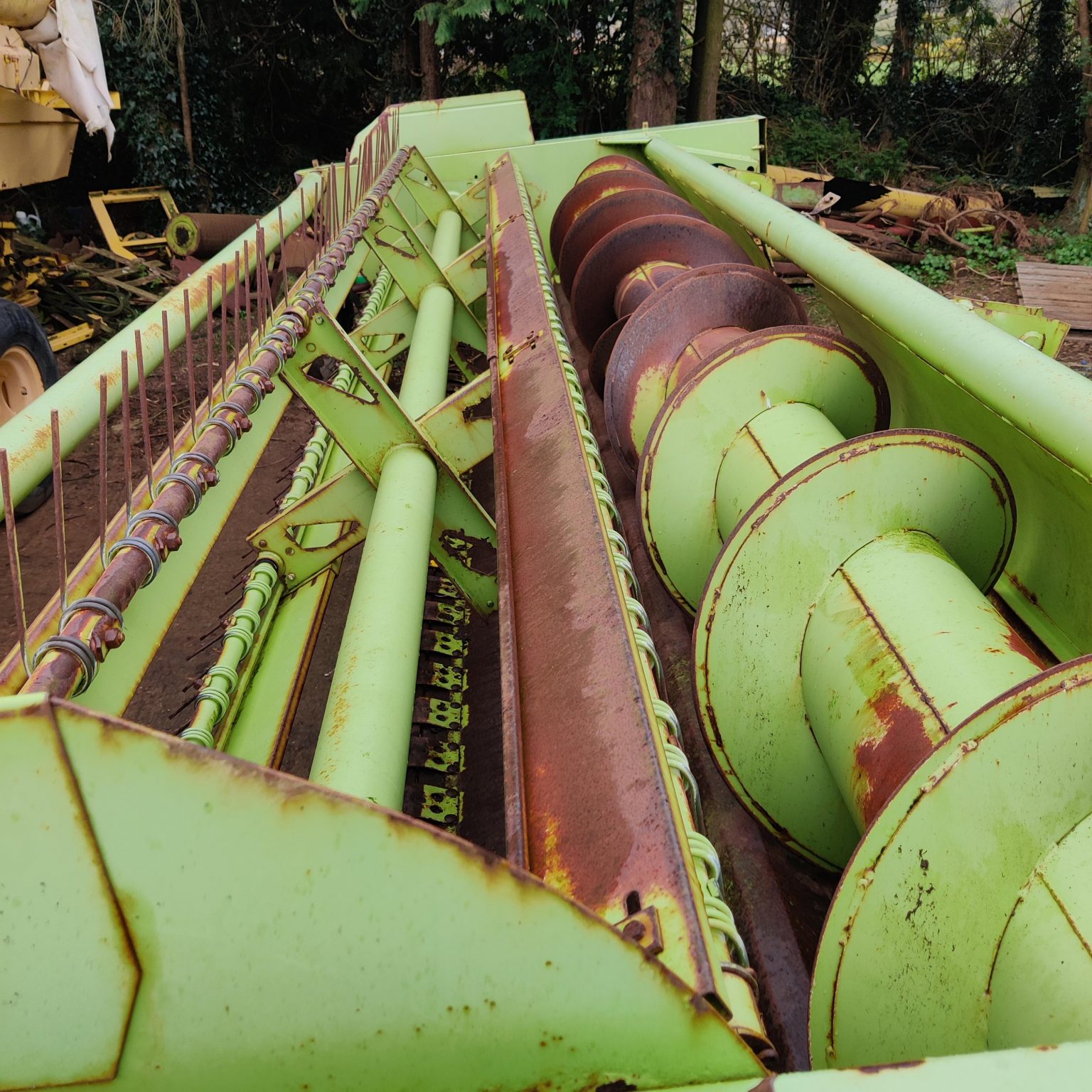 CLAAS WHOLECROP HEADER - Bernard Byrne Combines