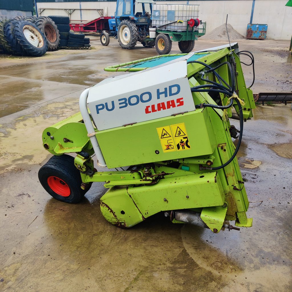Claas PU300 HD Pick Up - SOLD - Bernard Byrne Combines