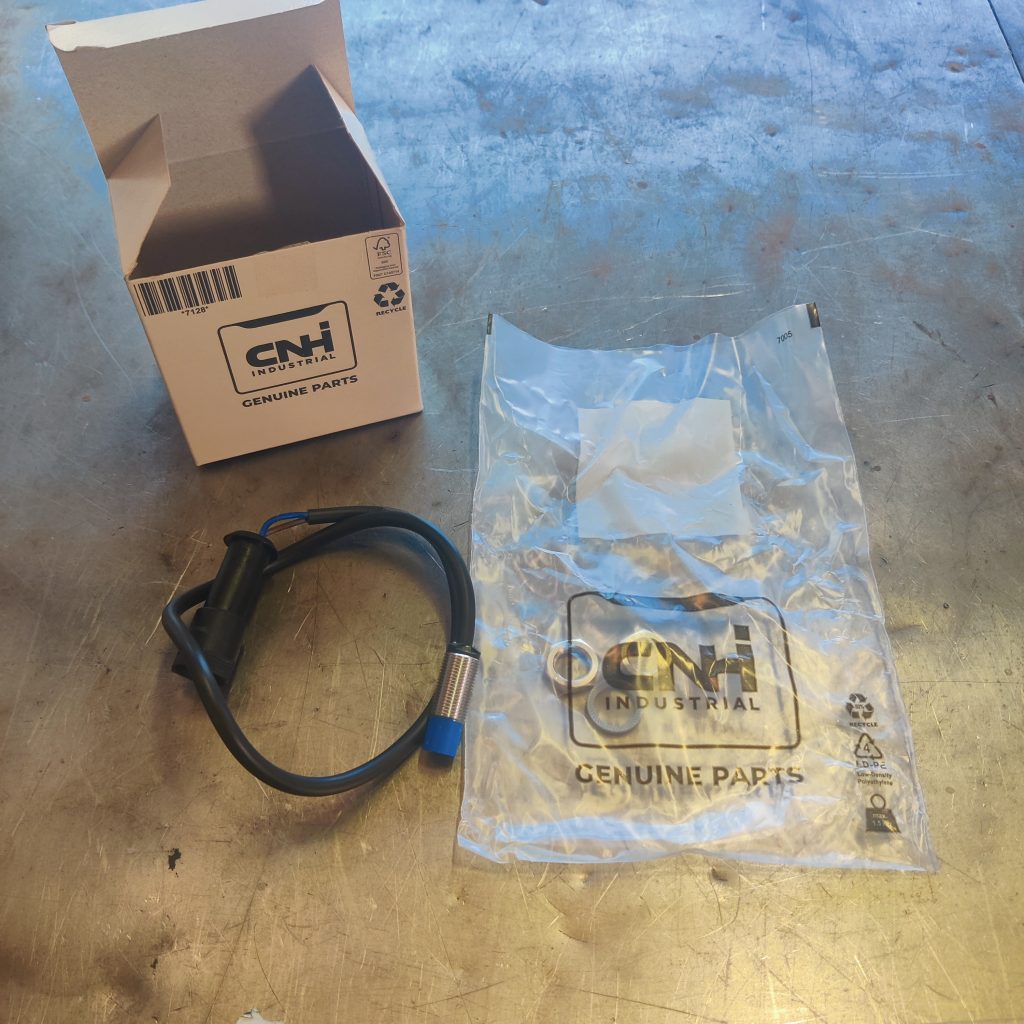 84056992 RPM SENSOR - Bernard Byrne Combines